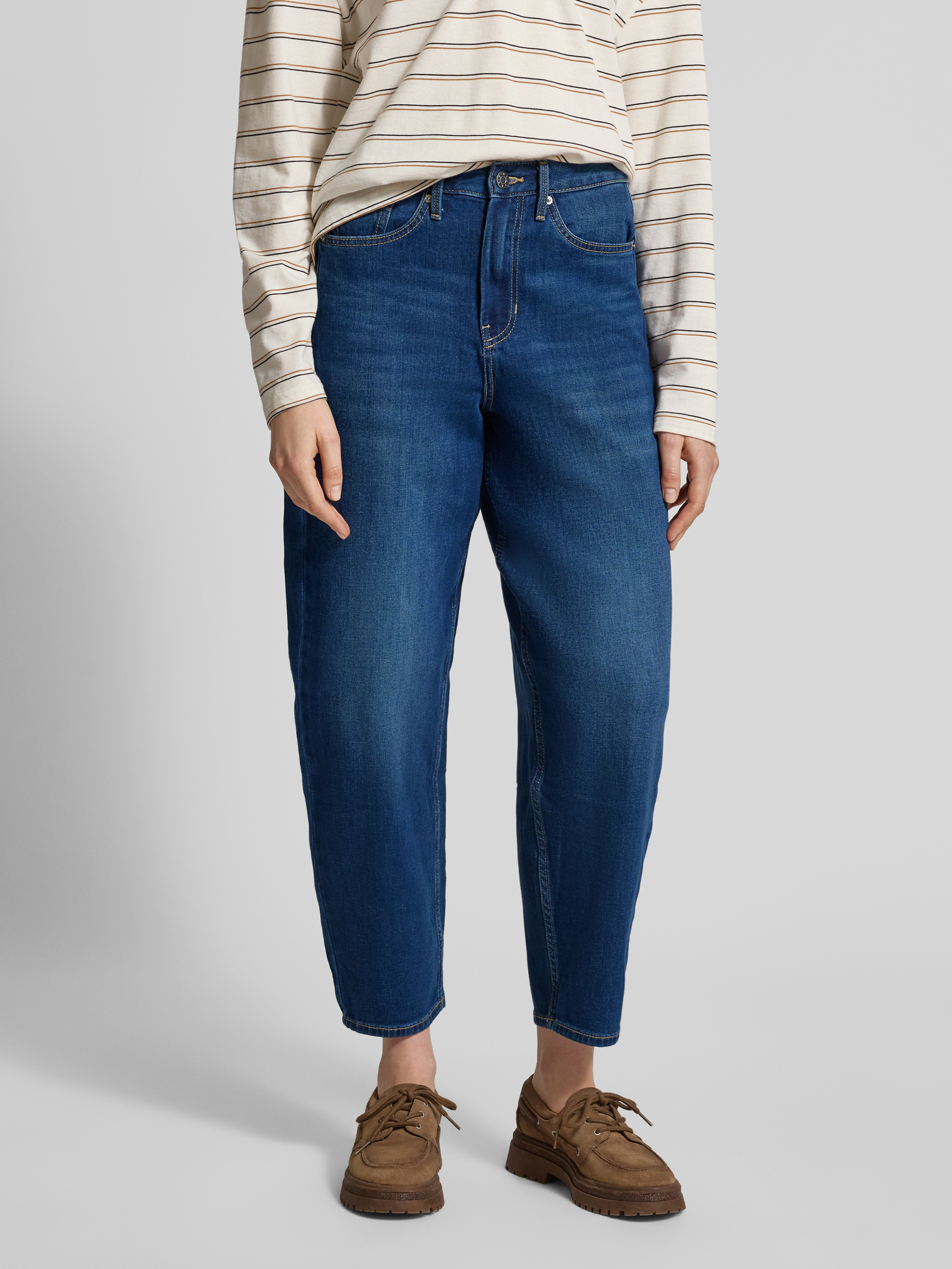 s.Oliver RED LABEL Mom fit jeans van katoenmix in marineblauw online ...