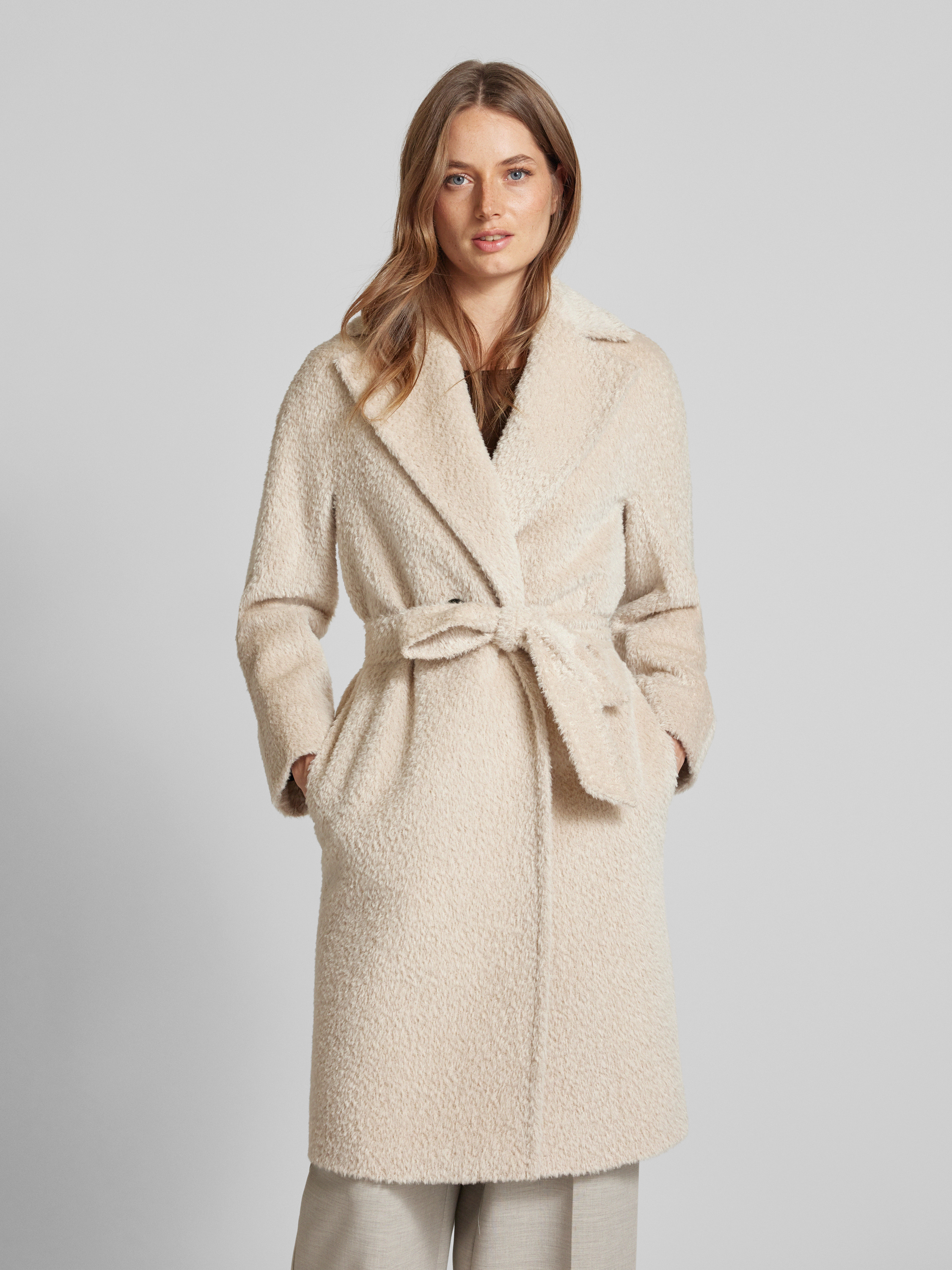 Max Mara Studio Mantel aus Alpaka-Mix mit Reverskragen Modell 'GALANTE' (beige) online kaufen