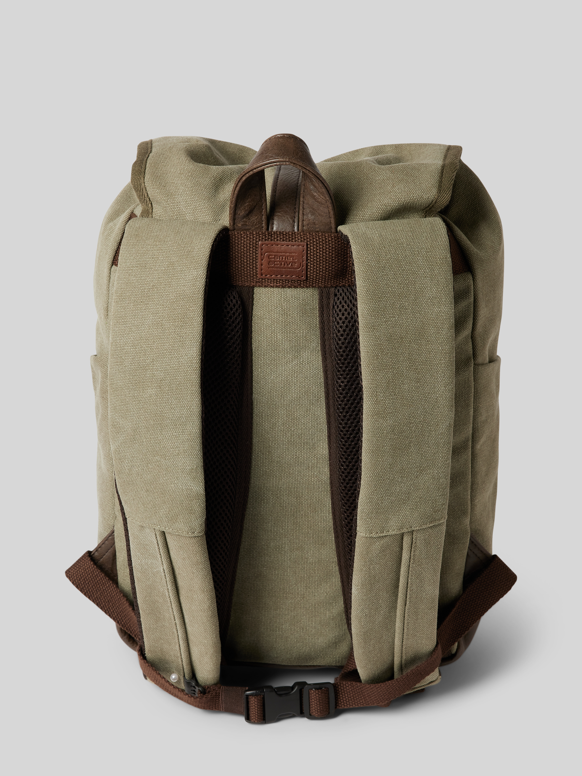 camel active Rucksack mit Label-Patch Modell 'AIR' (khaki) online kaufen