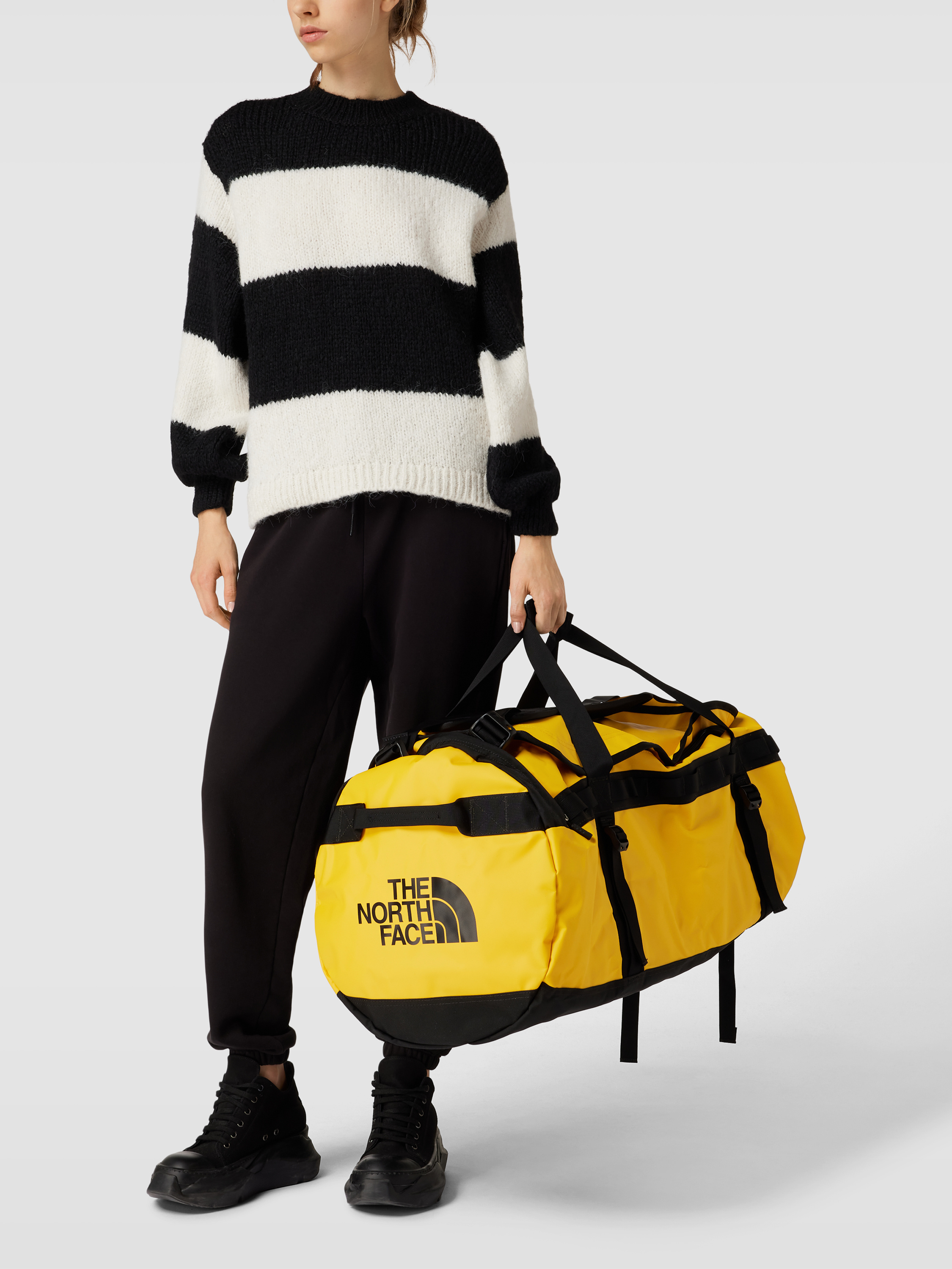 The North Face Duffle Bag mit Label-Print Modell 'BASE CAMP DUFFLE L ...