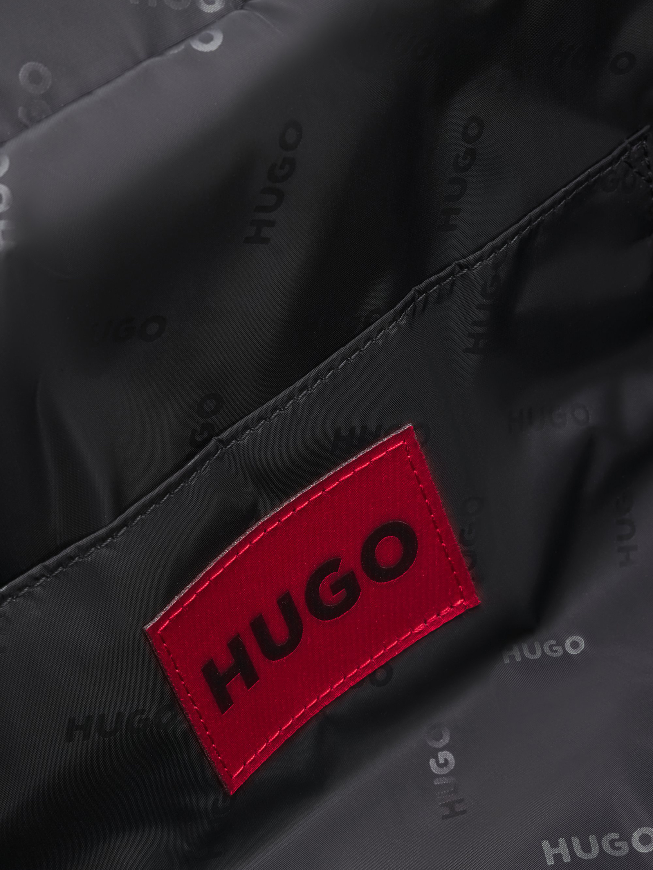 HUGO Weekendtas met rugzakriemen model 'AYDEN_HOLDALL' in olijfgroen ...