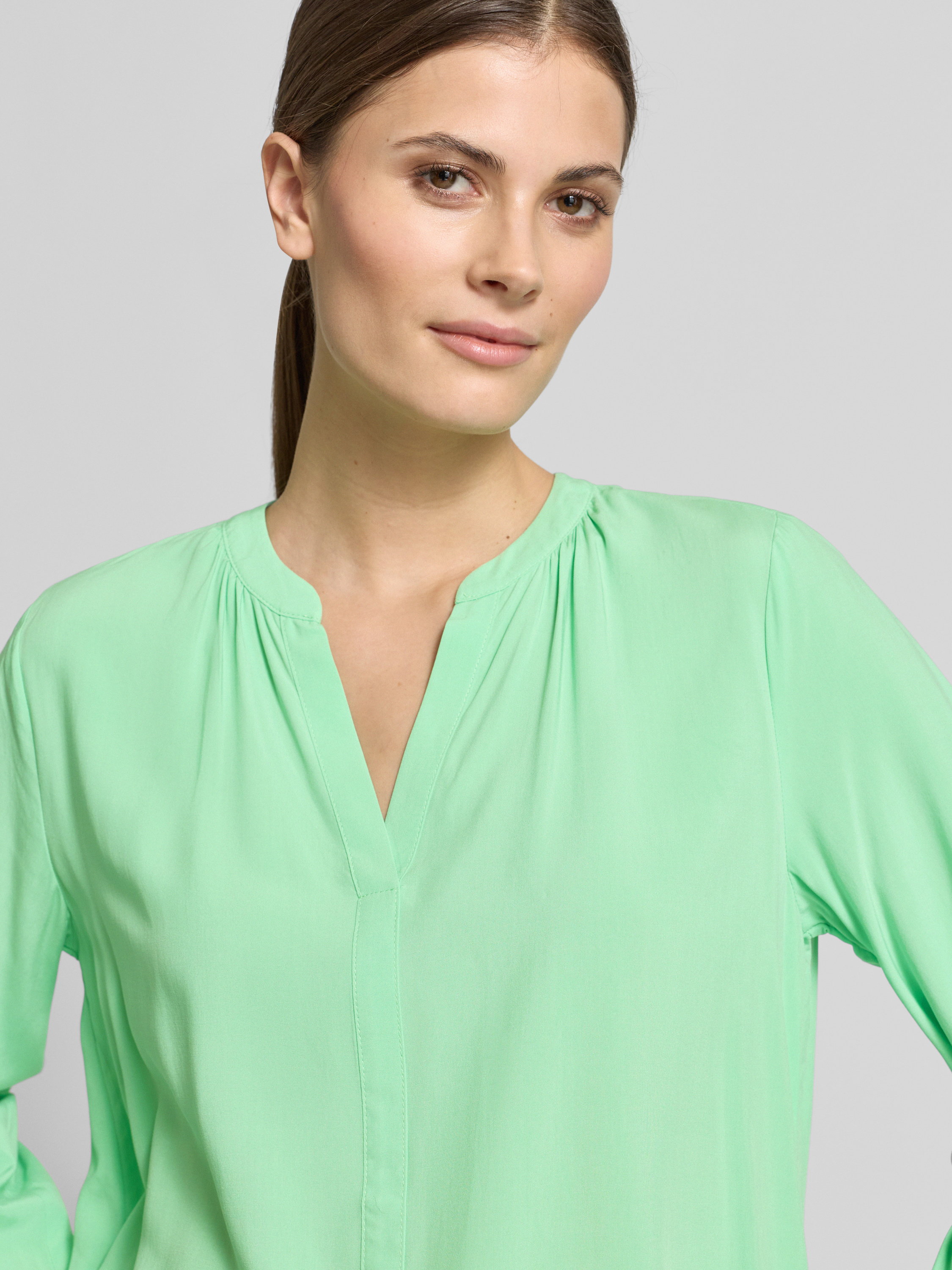 s.Oliver RED LABEL Comfort fit blouse met lange mouwen van pure viscose ...