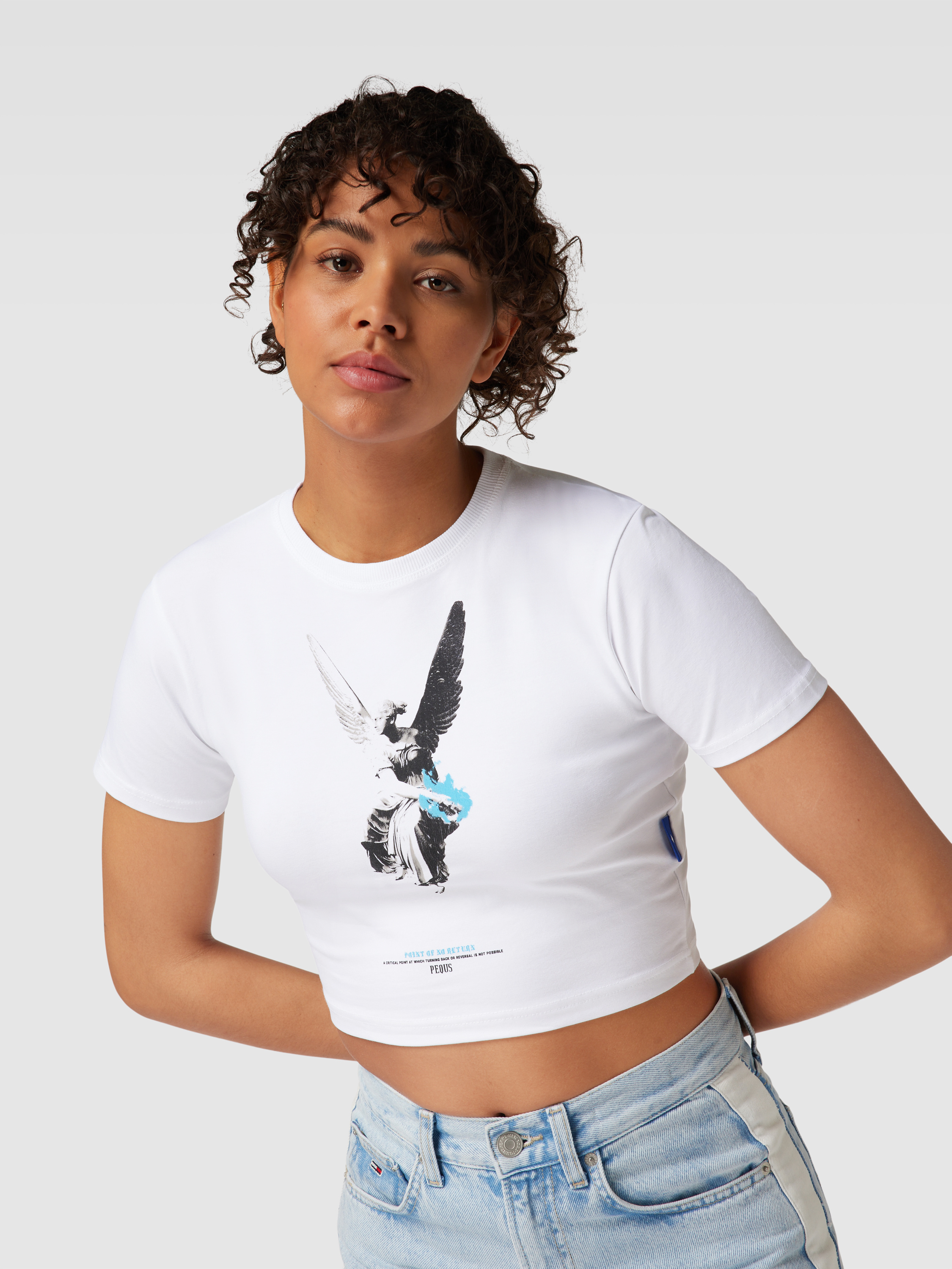 PEQUS Cropped T-Shirt mit Motiv-Print Modell 'Fallen Angel' (weiss ...