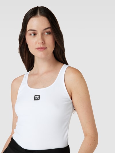 HUGO Top mit Label-Applikation (weiss) online kaufen