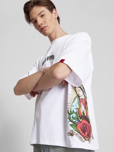 REVIEW T-Shirt mit Label- und Motiv-Print (weiss) online kaufen