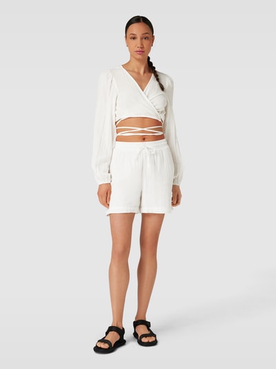 Pieces Shorts mit Plisseefalten Modell 'TINA' (weiss) online kaufen