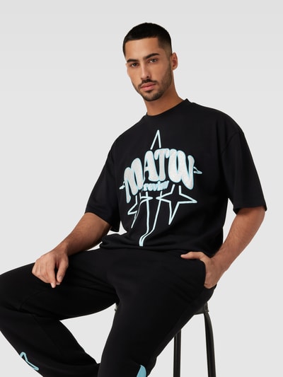 Review X MATW Oversized T-Shirt mit Metallic MATW Print - MATW x REVIEW ...