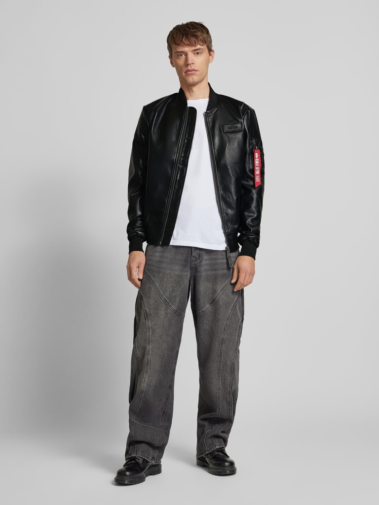 Kup online Alpha Industries Bomberka z imitacji skóry (czarny)