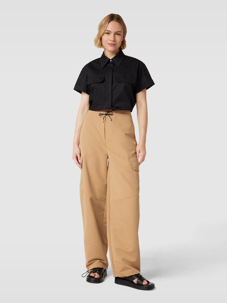 Kup online HUGO Spodnie materiałowe z nakładanymi kieszeniami model ...