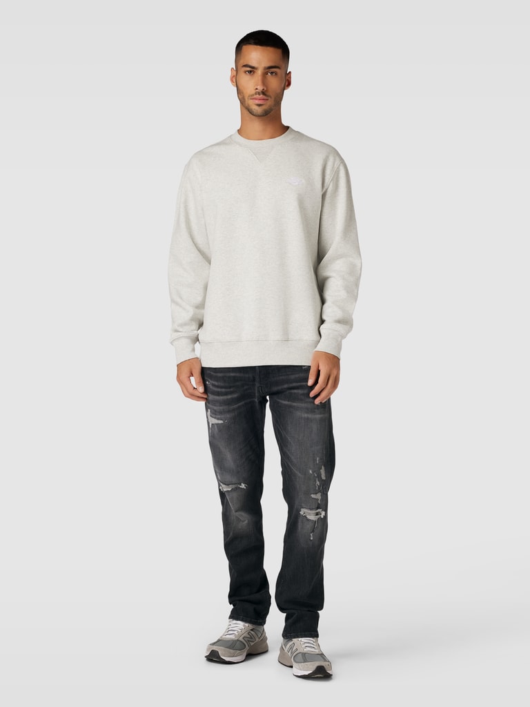 Kup online Replay Jeansy o kroju straight fit z efektem znoszenia model ...
