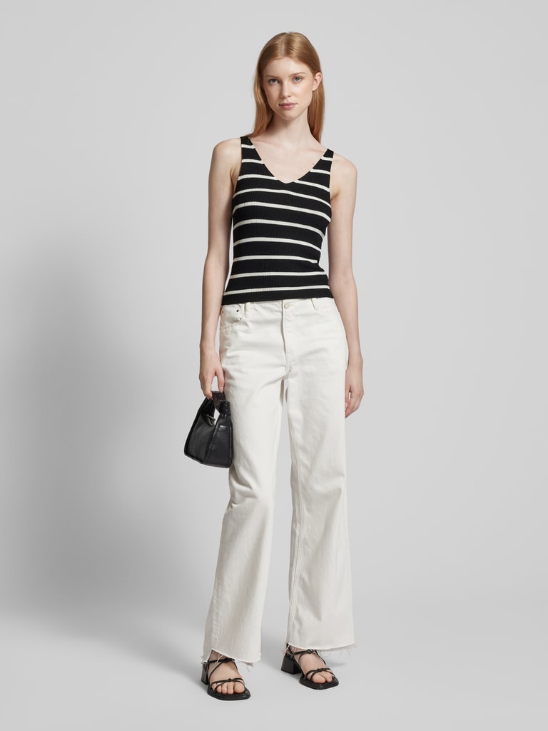 Only Gebreide top met V-hals, model 'MEDDI' in zwart online kopen | P&C