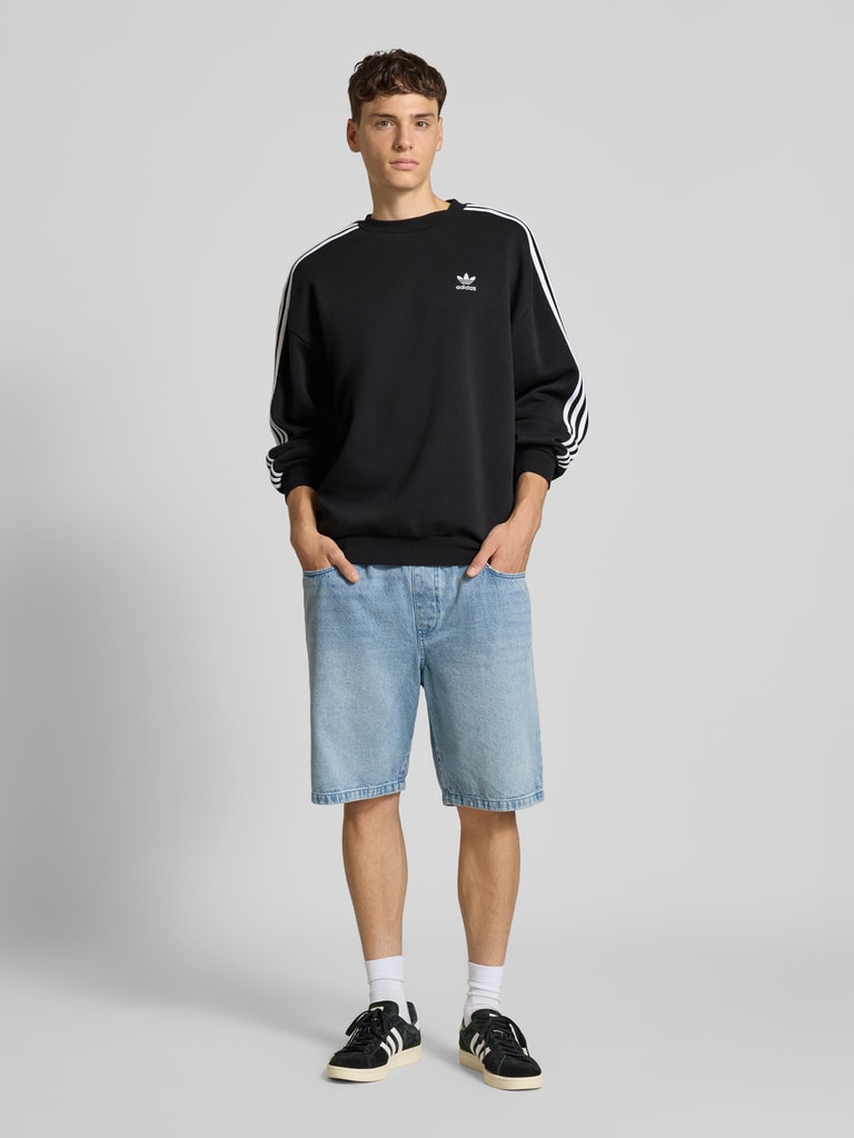 adidas Originals Sweatshirt mit Label-Stitching und Rundhalsausschnitt ...