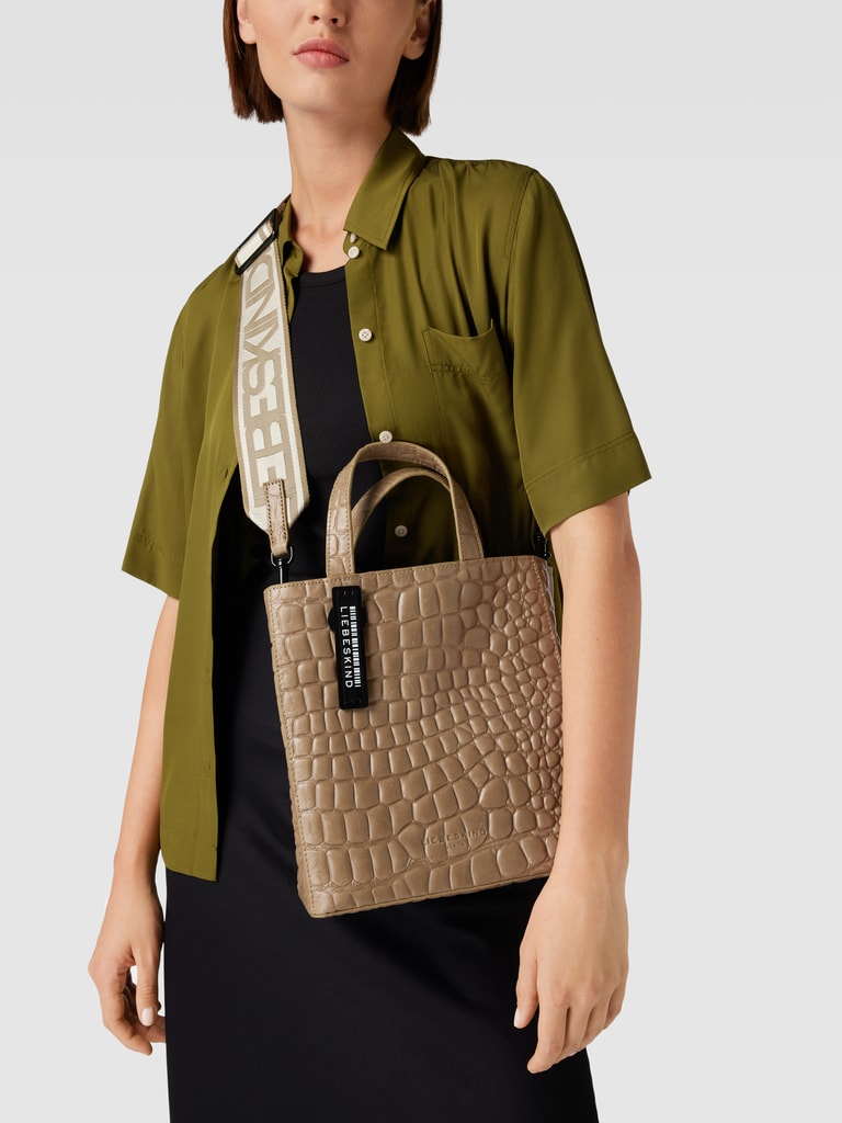 LIEBESKIND BERLIN Tote bag in reptiellook, model 'Paper Bag' in leem ...