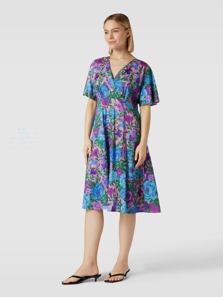 Weekend Max Mara Knielange jurk met V-hals, model 'DIZZY' in groen ...