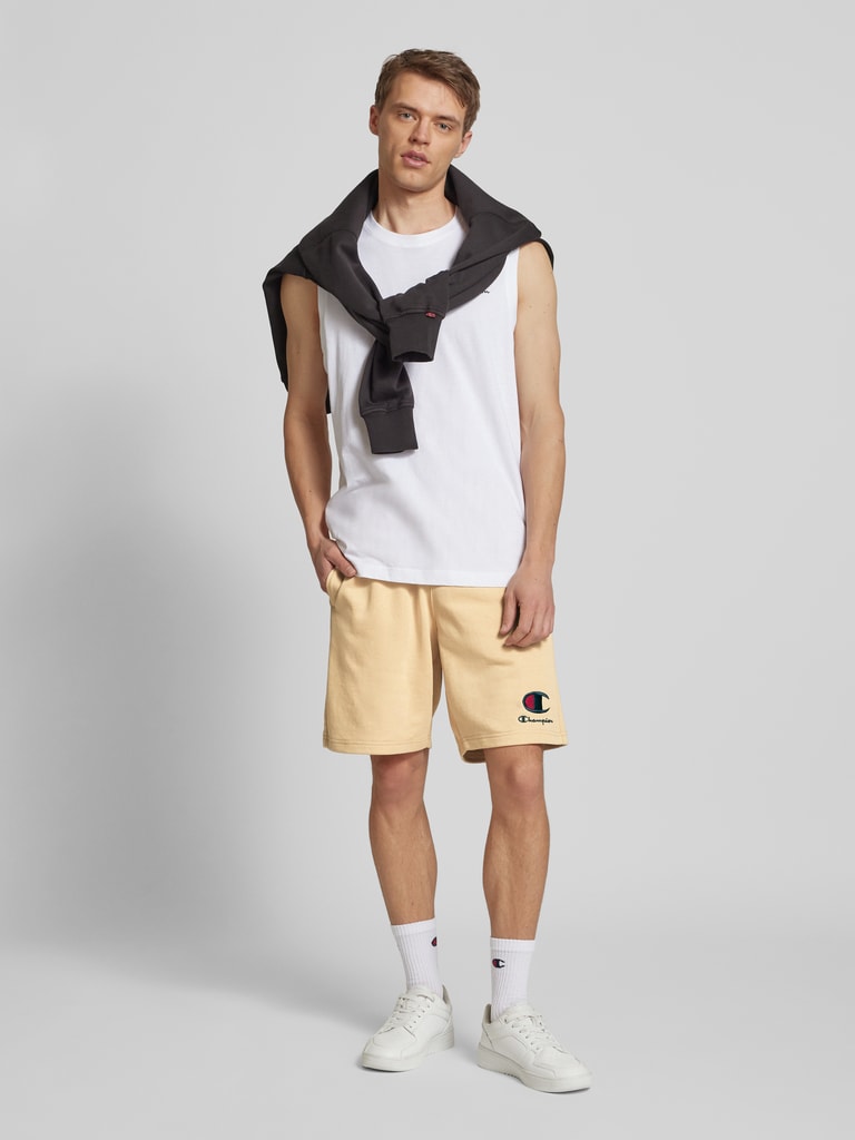 CHAMPION Sweatshorts mit Logo-Stitching und elastischem Bund (beige ...
