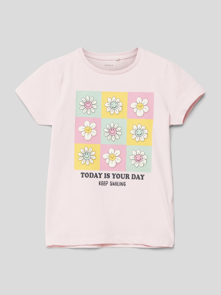 Kup online Name It T-shirt z nadrukowanym motywem model ‘DOPA’ (jasnoróżowy)