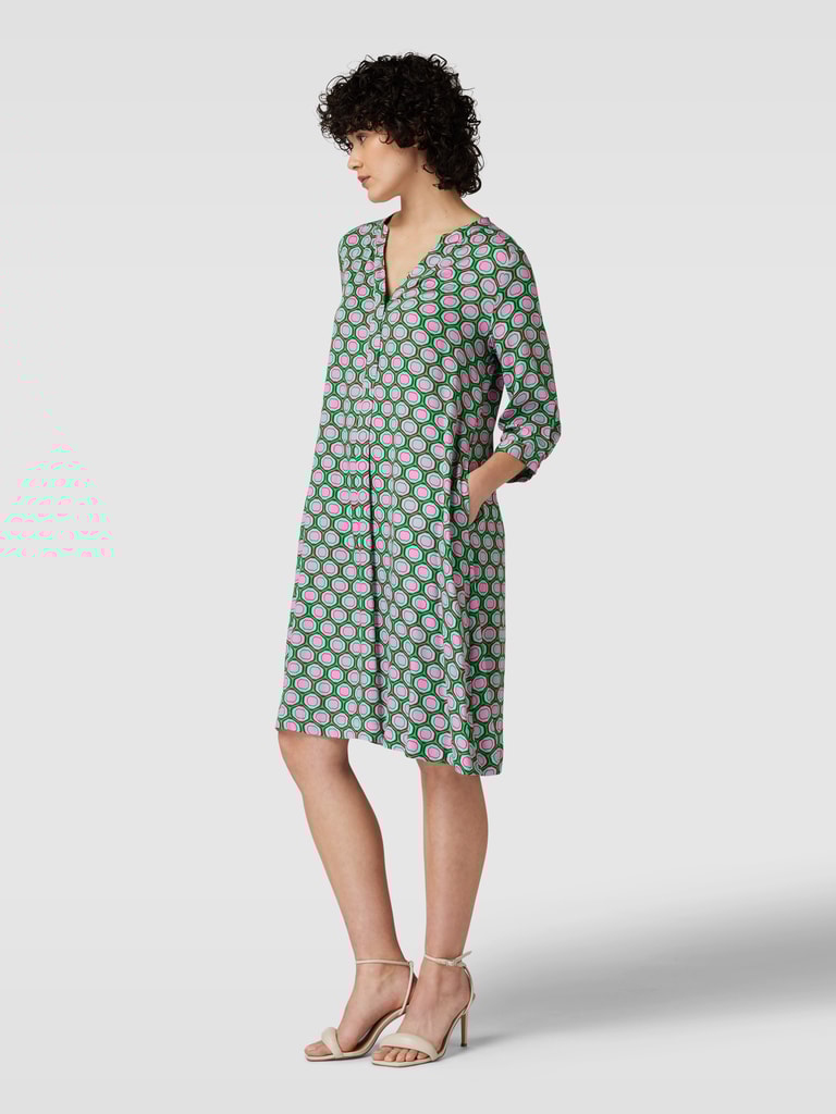 Kup online Milano Italy Sukienka o długości do kolan ze wzorem na całej powierzchni (zielony)