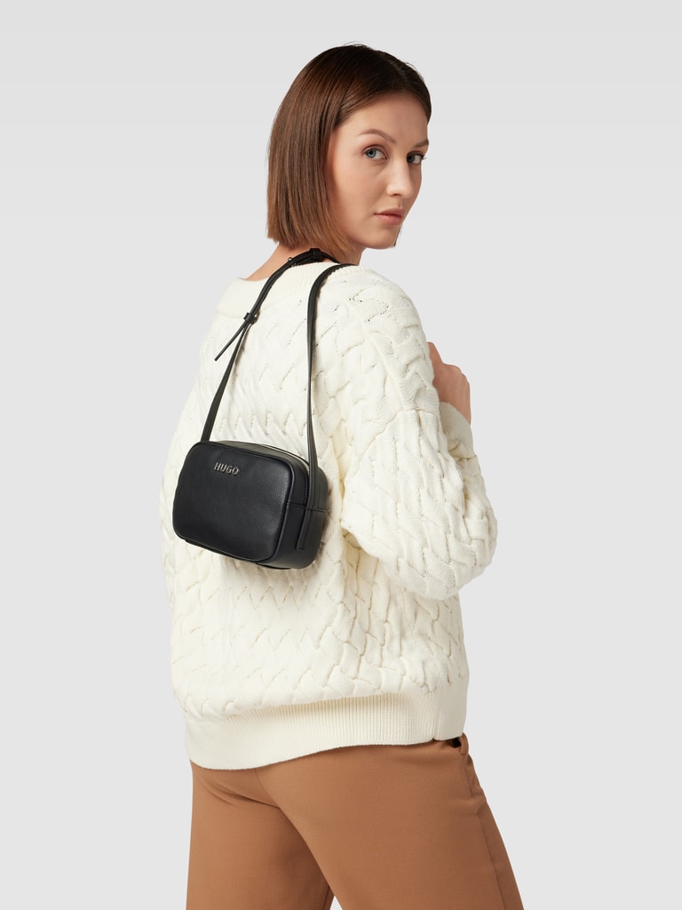 Kup online HUGO Torba na długim pasku z detalem z logo model ‘Chris ...