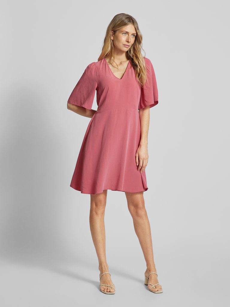 mbyM Mini-jurk met V-hals, model 'Melika' in roestrood online kopen | P&C