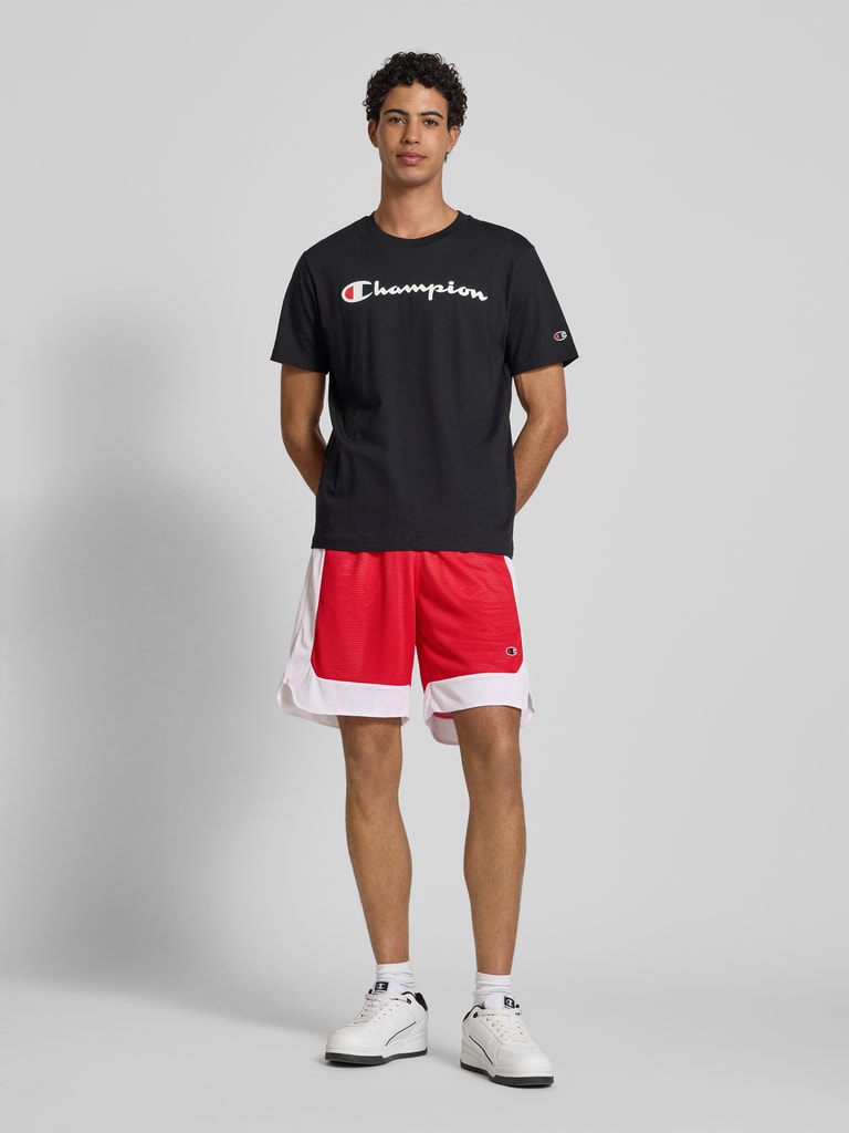 CHAMPION Loose Fit Shorts mit Logo-Badge (hellrot) online kaufen