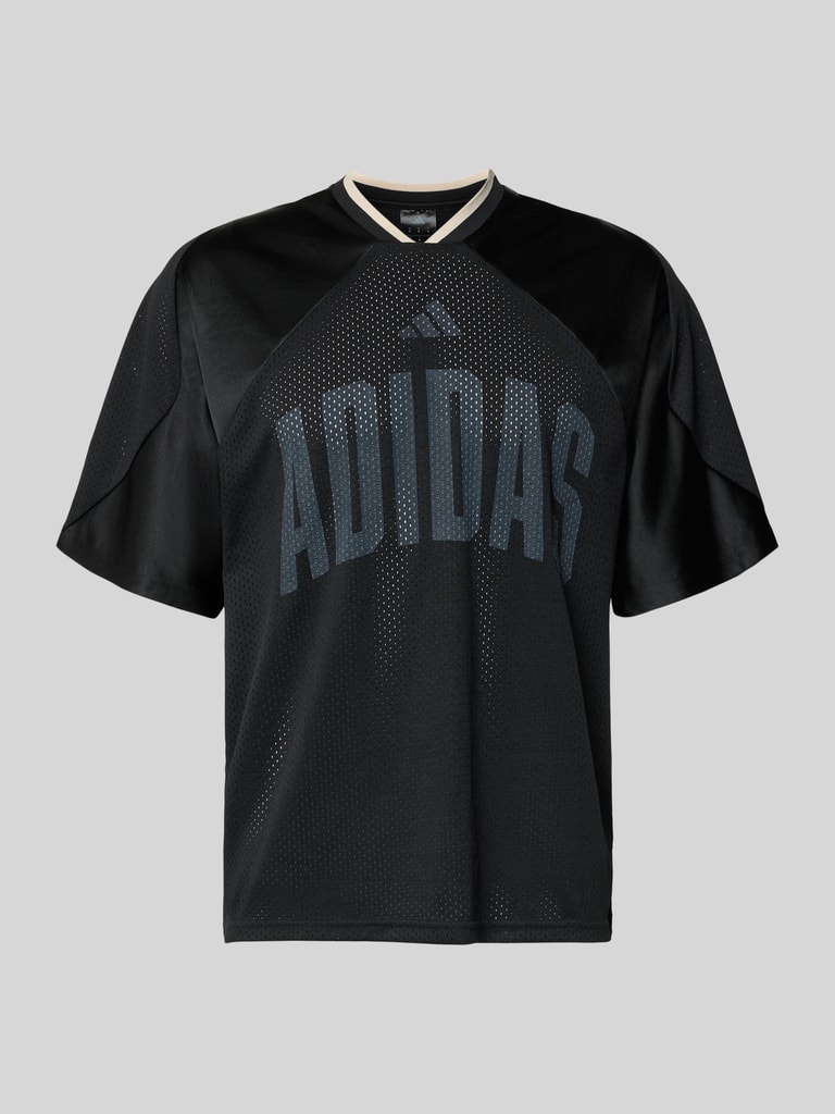 adidas Sportswear T-Shirt mit V-Ausschnitt und Logo-Print (black ...