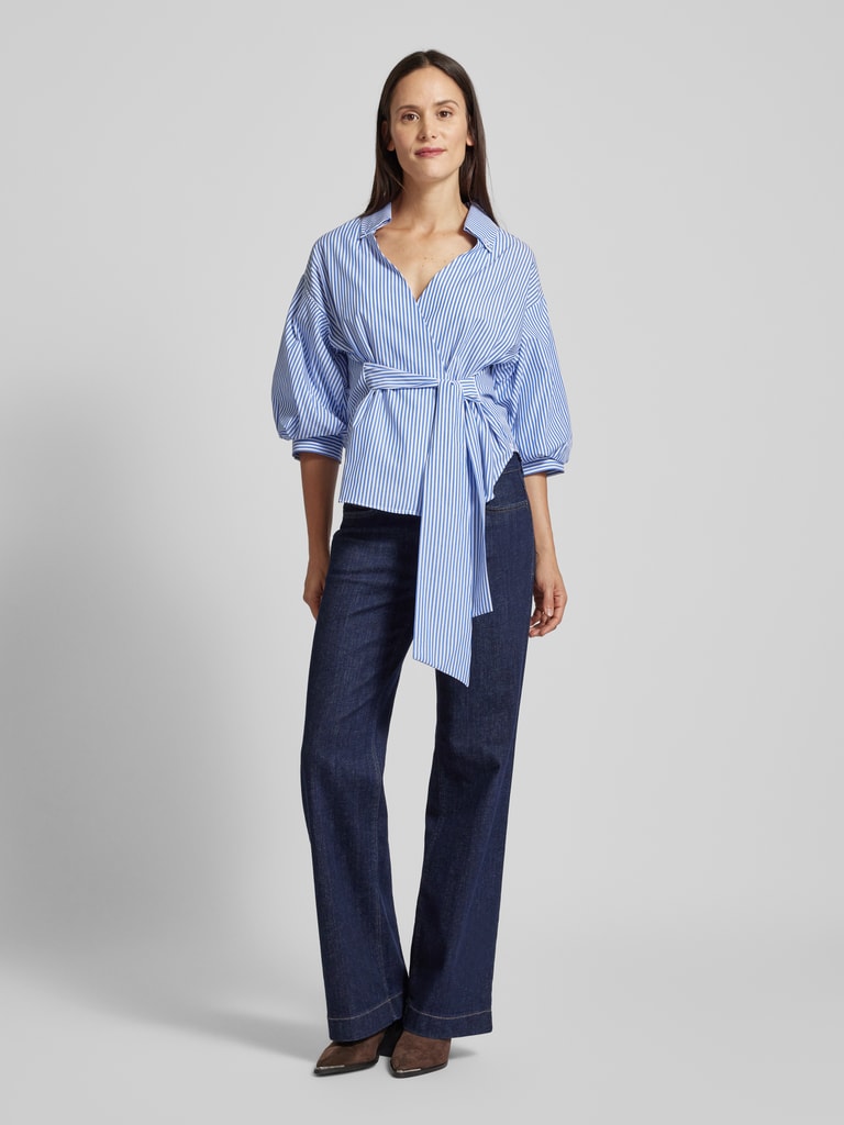 Rich & Royal Regular fit wikkelblouse met pofmouwen in marineblauw ...