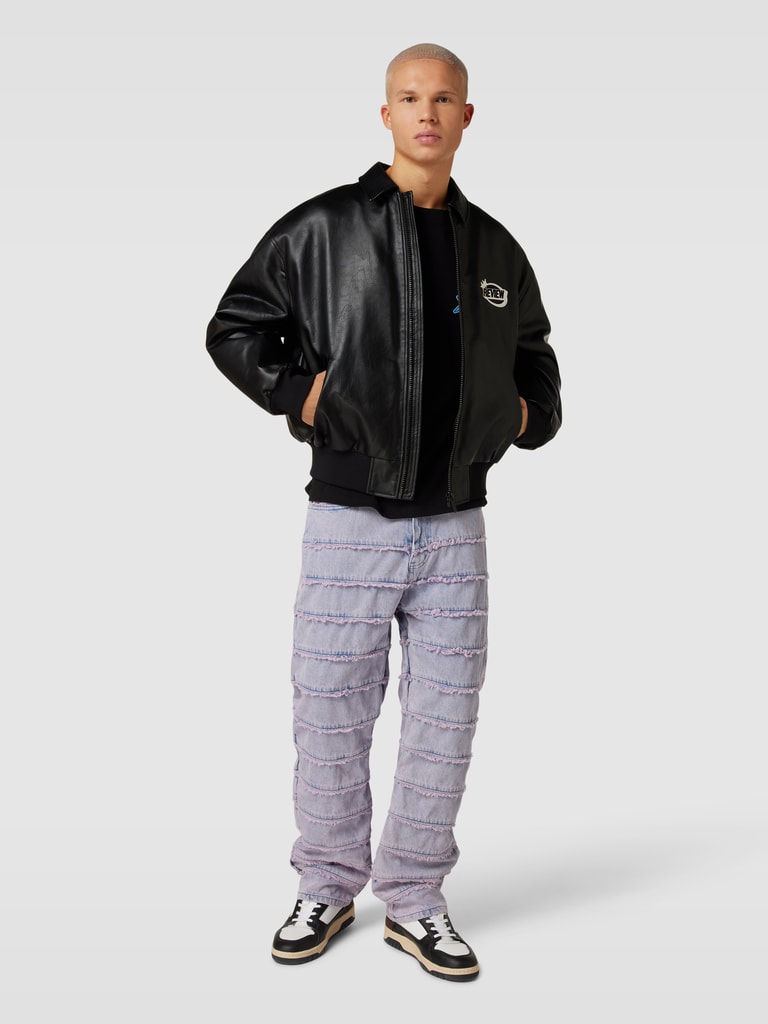 Review X MATW Baggy jeans DESTROYED - MATW x REVIEW in lichtblauw ...