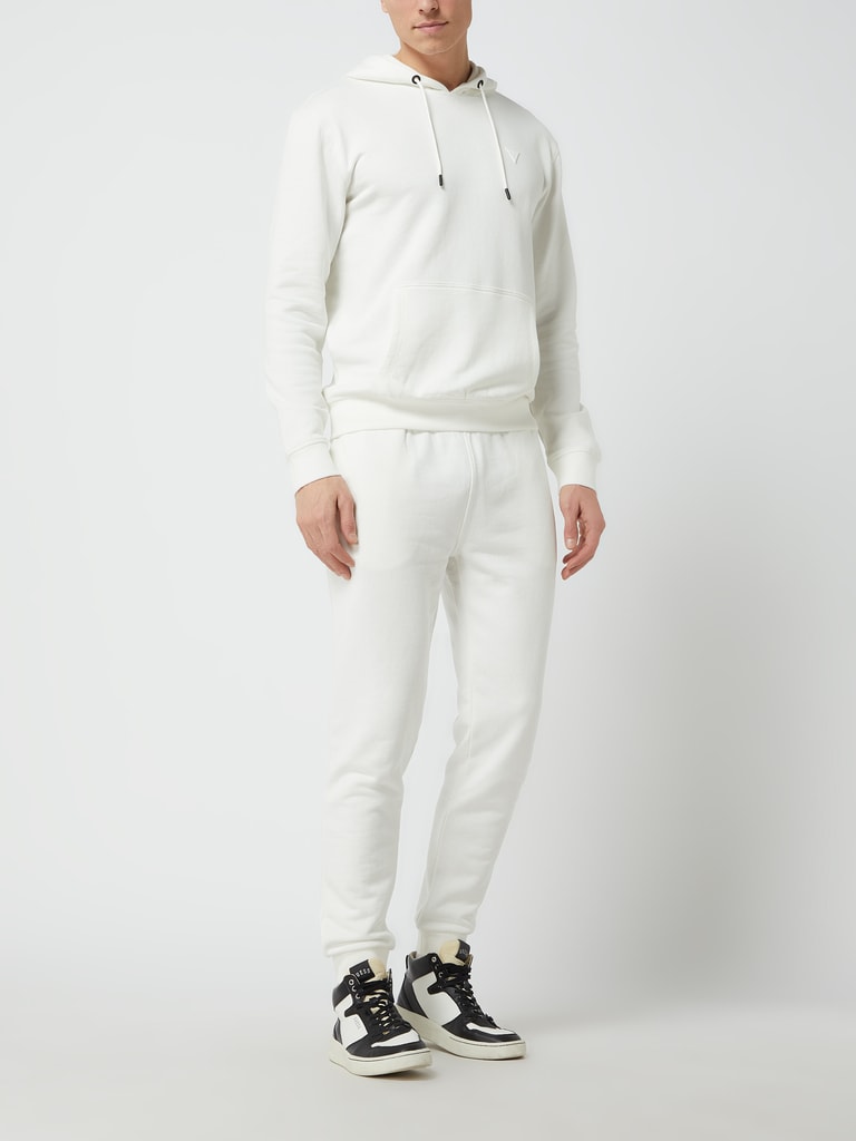 Guess Sweatpants mit Label-Applikation (offwhite) online kaufen