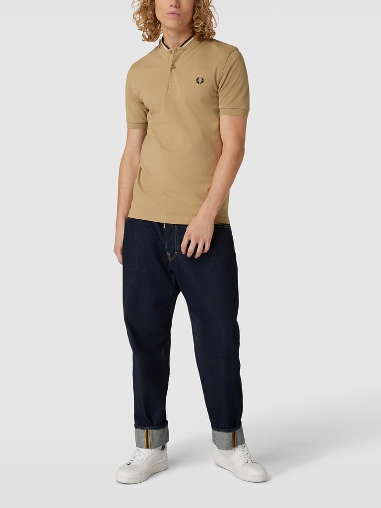 Fred Perry Poloshirt mit Logo-Stitching Modell 'COLLAR' (sand) online ...