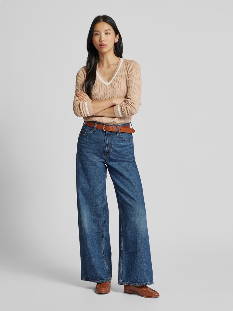Christian Berg Woman Gebreide pullover met ribboorden in lichtbruin ...