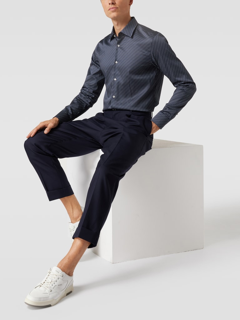 BOSS Freizeithemd mit Kentkragen Modell 'HANK' (marine) online kaufen