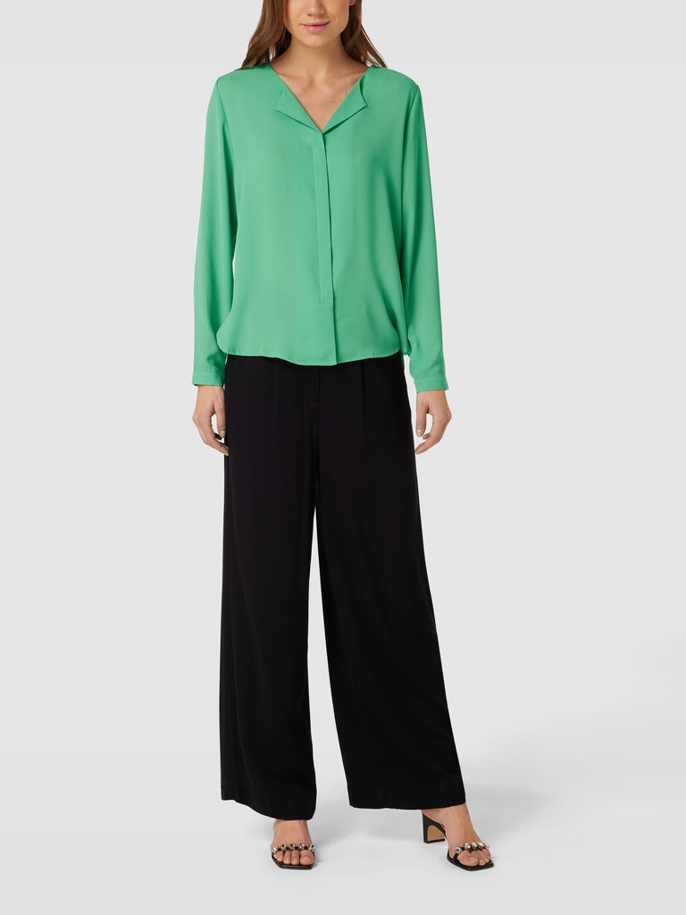B.Young Blouse met V-hals, model 'HIALICE' in groen online kopen | P&C