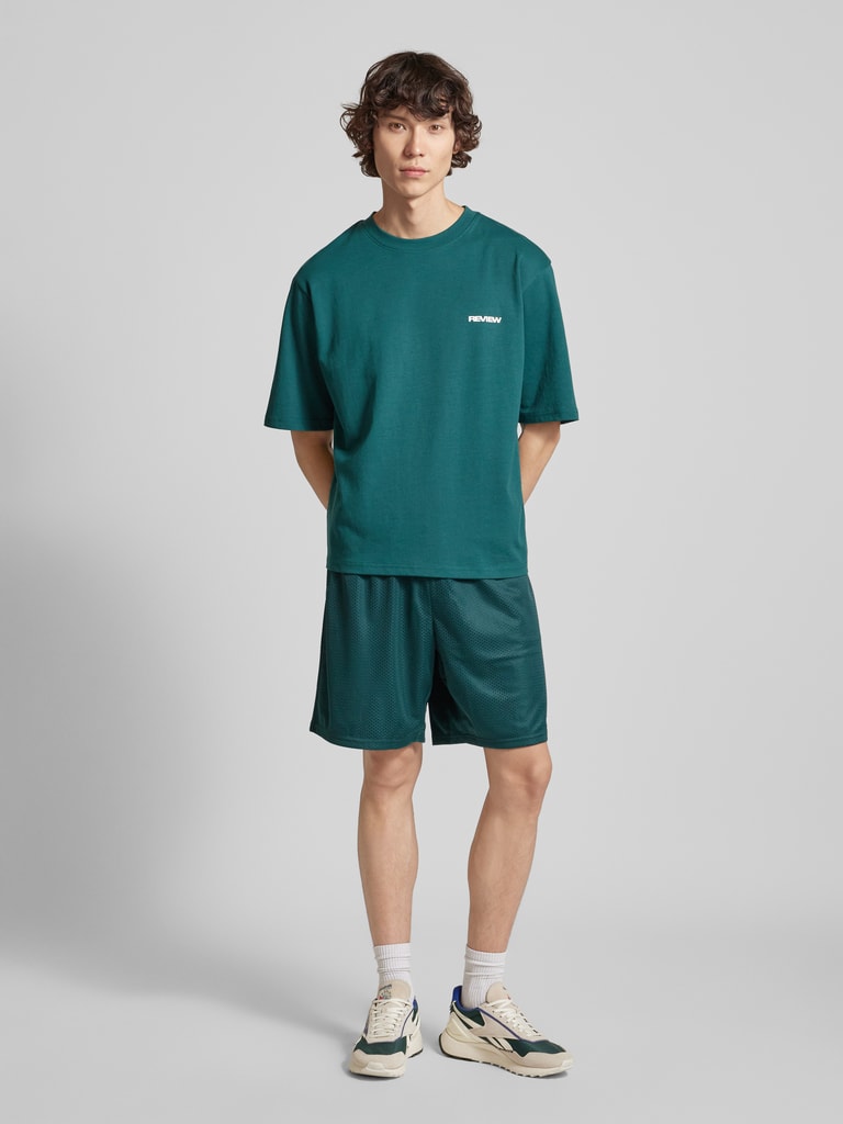 REVIEW Regular Fit Sweatshorts mit Label-Detail (bottle) online kaufen