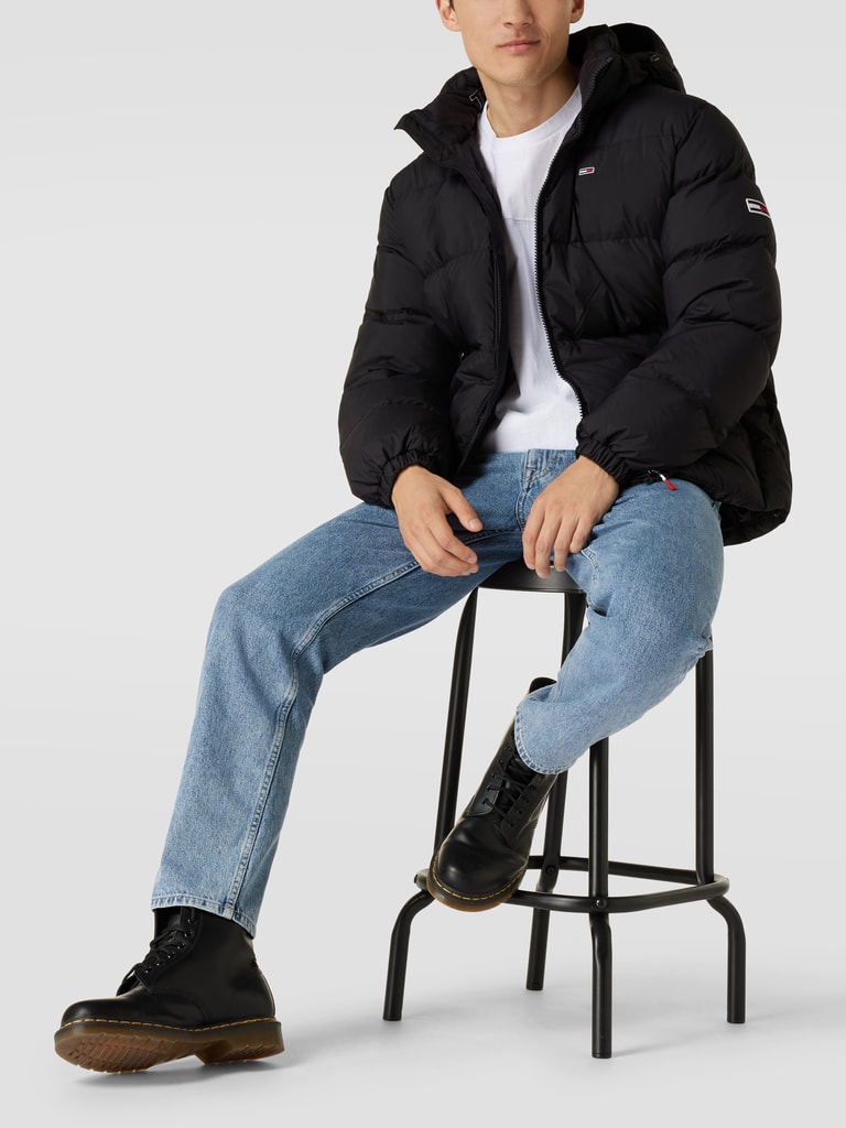 Tommy Jeans Donsjack met labelstitching, model 'ESSENTIAL' in zwart ...