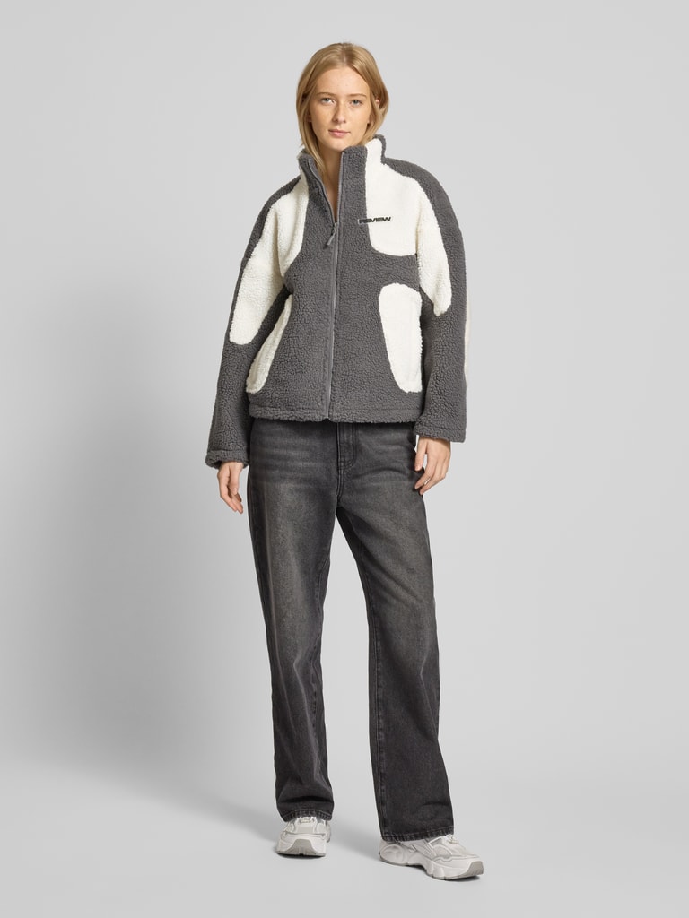 Review Sherpa Jacket mit Label-Patch (graphit) online kaufen
