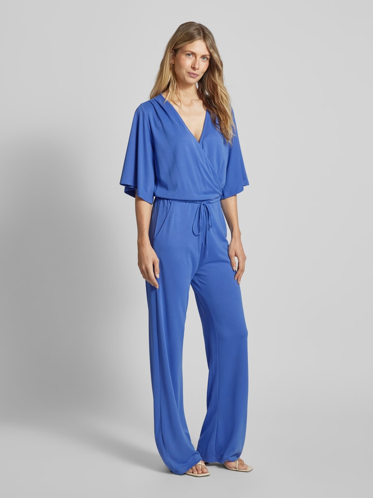 mbyM Jumpsuit in wikkellook, model 'Bradlee' in koningsblauw online ...