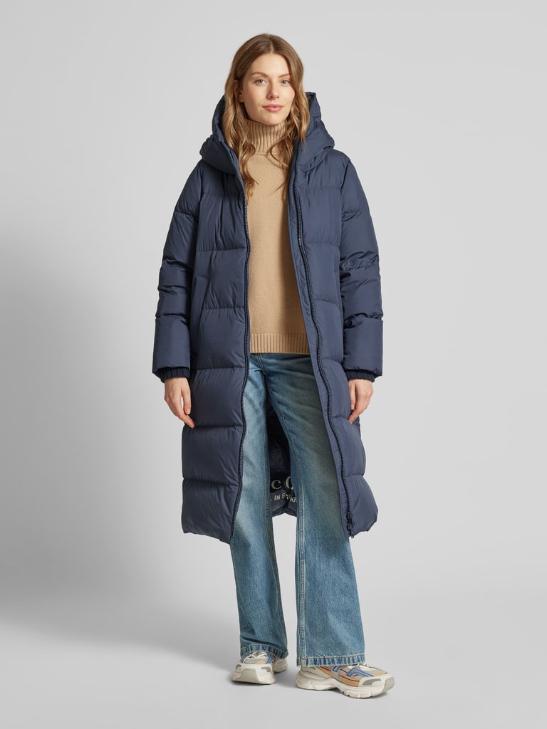 Marc O'Polo Regular Fit Daunenmantel mit hochwertigem Daunen-Federn-Mix und Steppnähten (marine ...