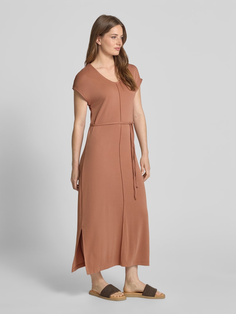 B.Young Maxi-jurk met strikceintuur, model 'PAOLINE' in roestrood online kopen | P&C