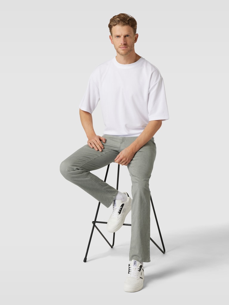 Brax Jeans im 5-Pocket-Design Modell 'Chuck' (khaki) online kaufen