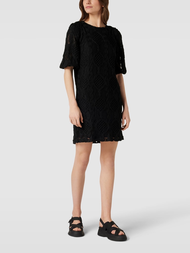 Taifun Minikleid mit Spitzenbesatz und Applikationen aus Grobstrick ...