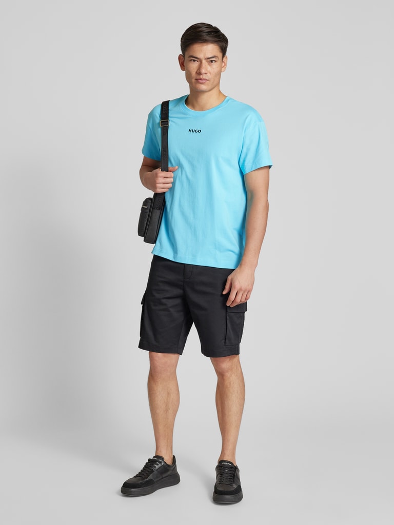 HUGO T-Shirt mit Label-Print (neon blau) online kaufen