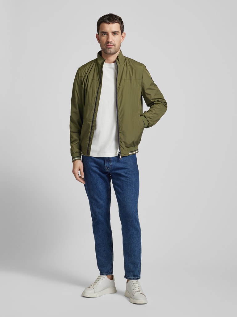 Kup online Geox Kurtka z aplikacją z logo model ‘Harrod’ (oliwkowy)