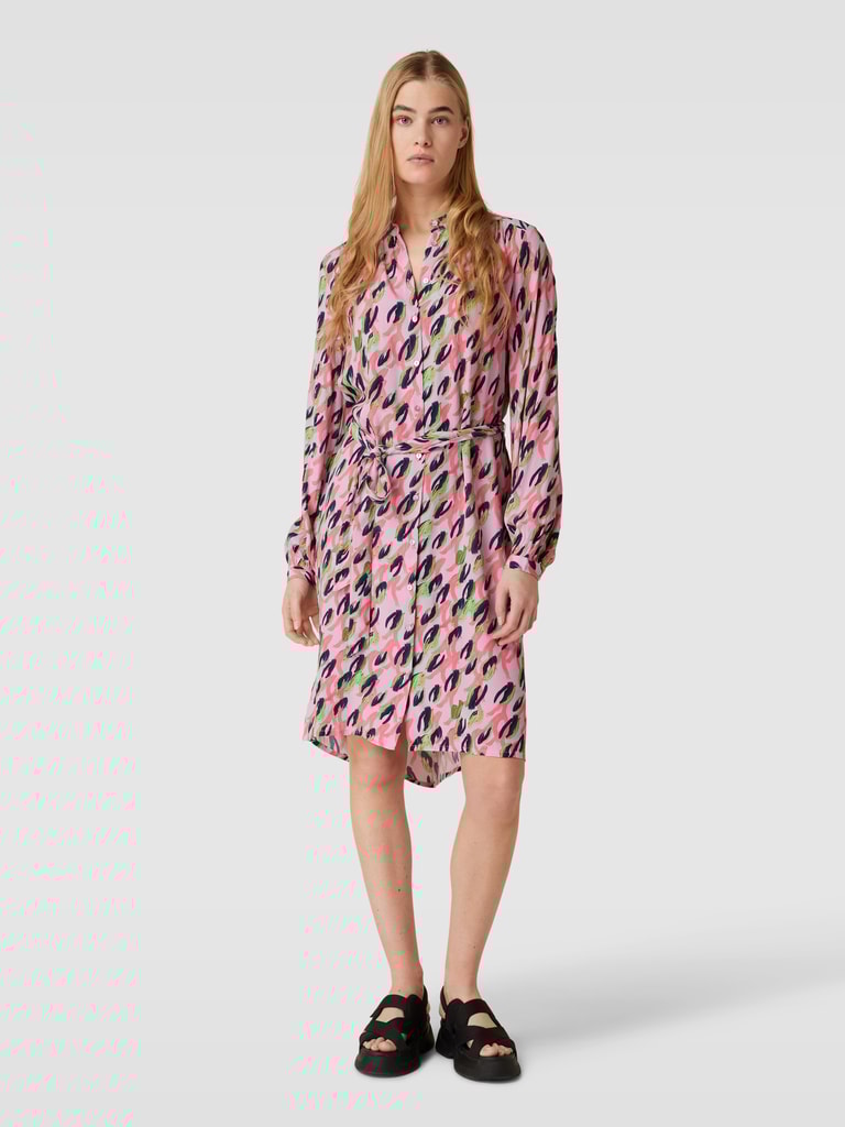 Kup online POM Amsterdam Sukienka koszulowa o długości do kolan z ...