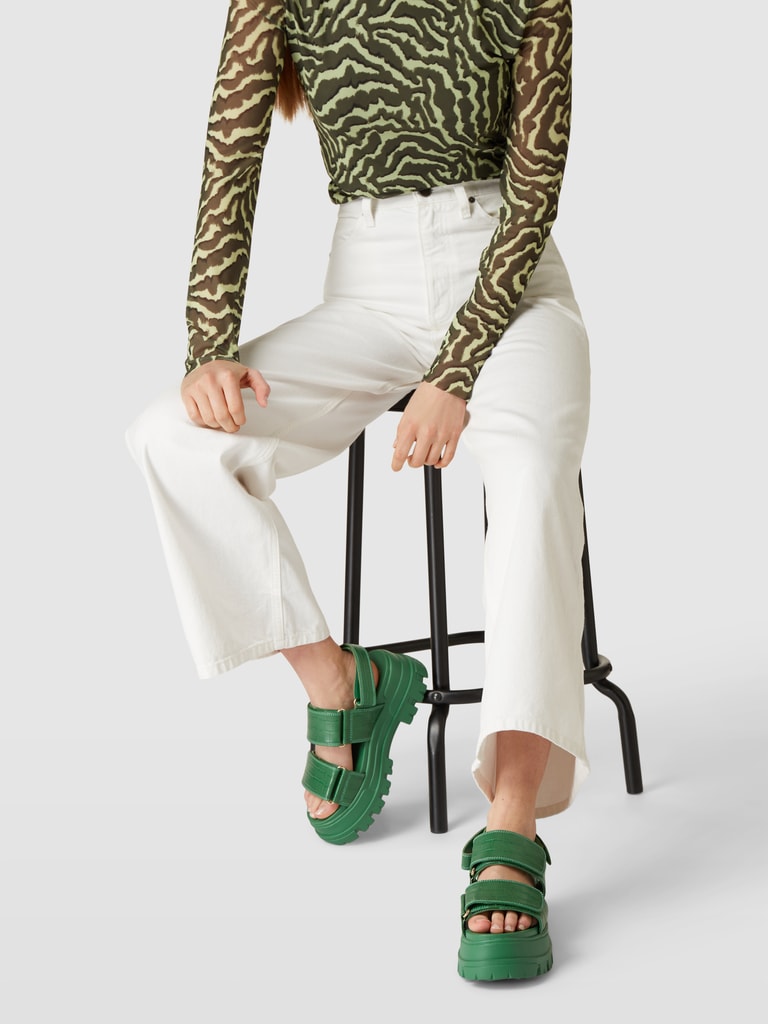 Buffalo Slides mit Plateausohle (gruen) online kaufen