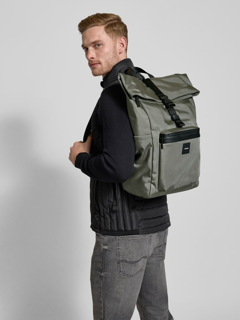CK Calvin Klein Rucksack mit Label-Badge (khaki) online kaufen