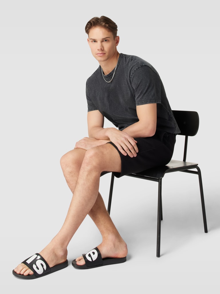 Levi’s® Acc. Slides mit Label-Print Modell 'JUNE' (black) online kaufen