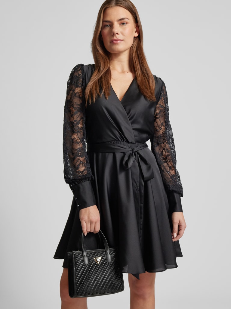 Guess Mini Tote Bag mit Label-Details Modell 'SILVANA' (black) online ...