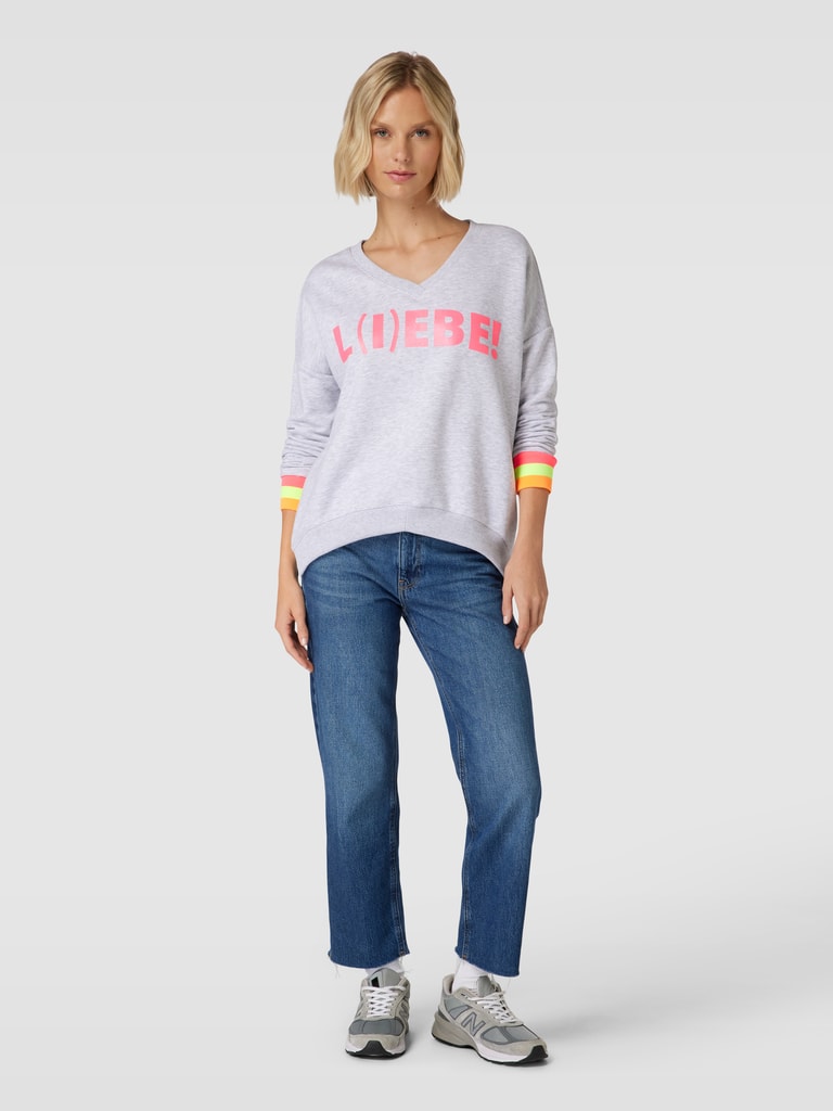 miss goodlife Sweatshirt mit Statement-Print Modell 'L(I)EBE ...