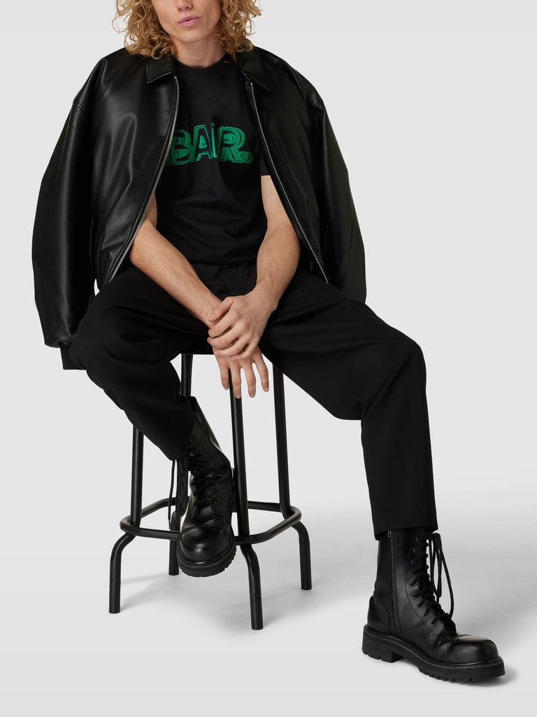 Kup online Balr. T-shirt z nadrukiem z logo model ‘Neon’ (czarny)