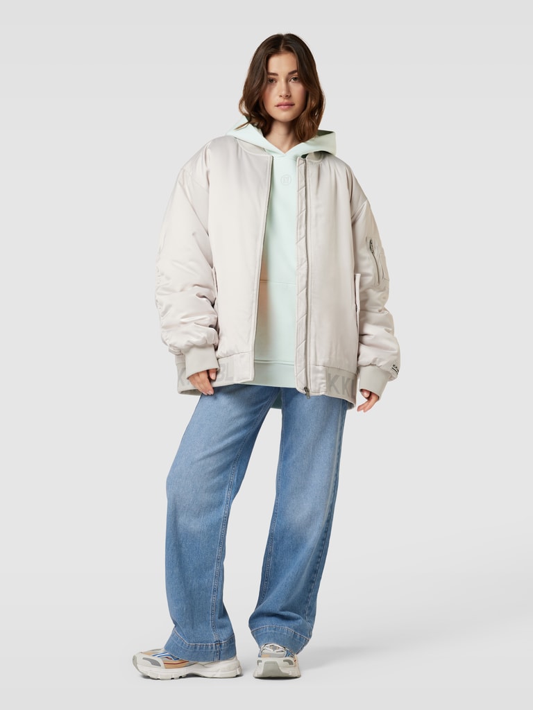 Kup online Karo Kauer Bluza z kapturem z wyhaftowanym logo (miętowy)